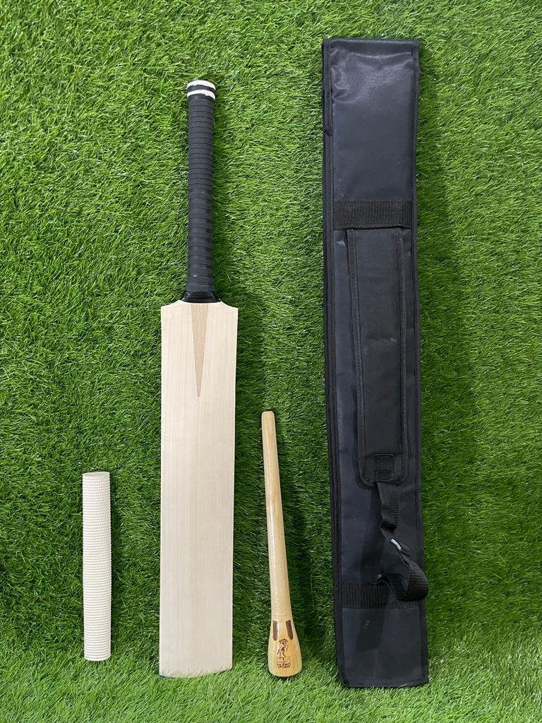 Premium Quality Plain Cricket Bat